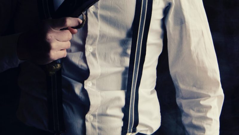 Will Diluted Bleach Kill Grass? The Best Explanation